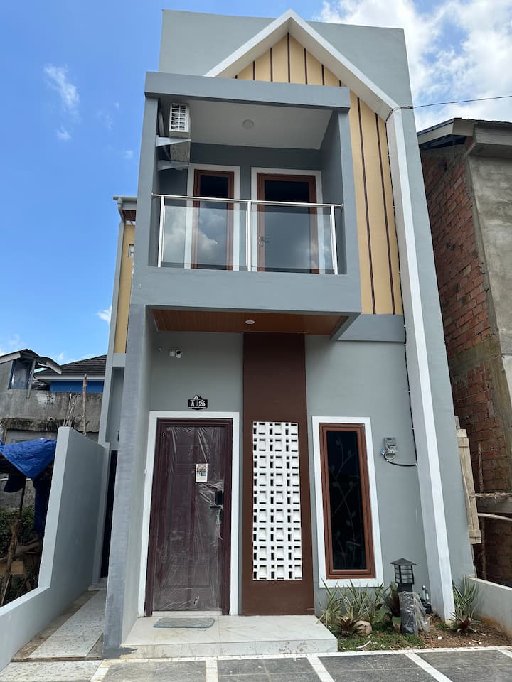 Sewa Harian Full Furnished With Bathup -No Smoking - Palembang