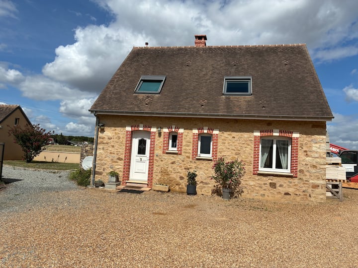Maison 2 Chambres, Proche Centre-ville/circuit - Sarthe