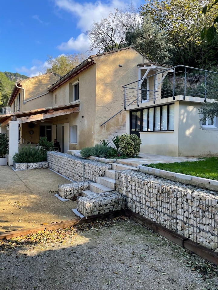 Villa 10 P Avec Piscine à Fontaine De Vaucluse - Vaucluse