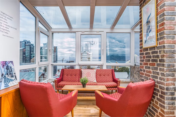Epicenter Reykjavík Penthouse Apartment - Greenland