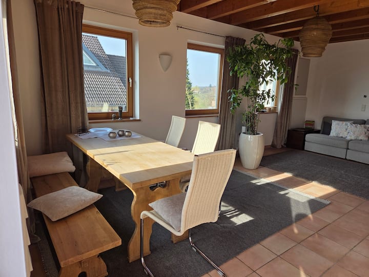 Gemütliche Wohnung Mit Terrasse. Toller Fernblick. - Alzenau