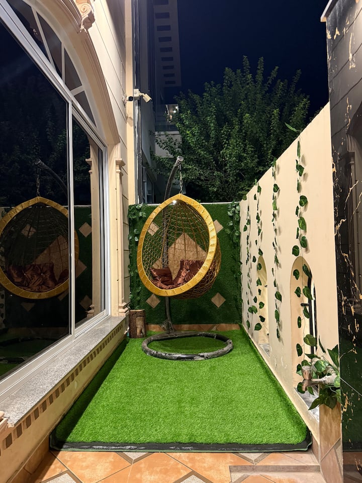 Spanish Luxury Stay • Prime Location Lahore - Lahore