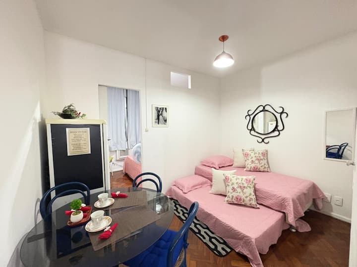 Aconchegante Quarto E Sala A 2 Min Da Praia. - Rio de Janeiro