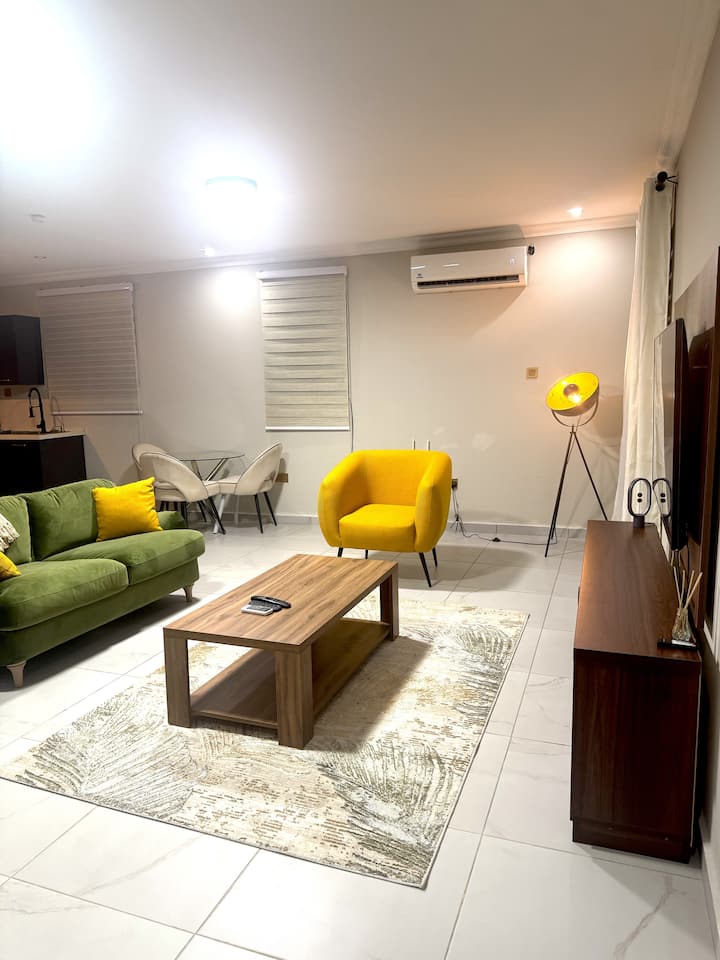 Stylish Gated Townhouse | 2 En-suites | East Legon - Accra