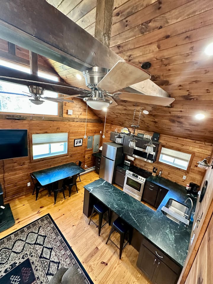 Green Stone Getaway - Bethel, VT