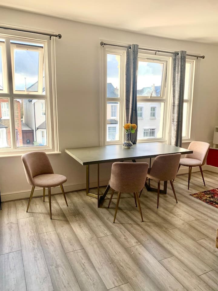 Home In Kingston On King's Road - Kingston upon Thames