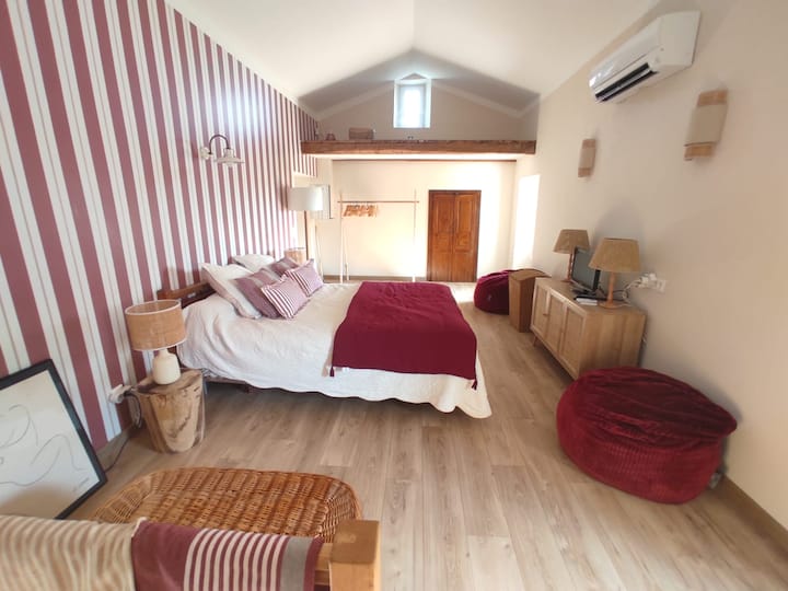 "La Maisonnette", Gîte Charmant, à 4 Km Des Plages - Cargèse