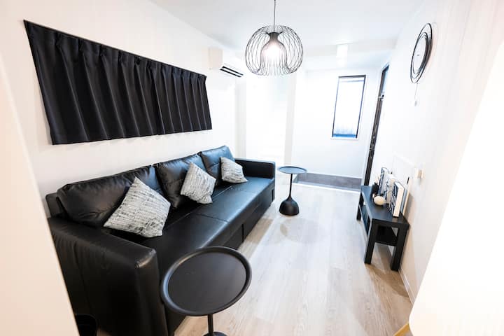 Near Usj / Sleeps 11 / Rooftop / Parking / Bikes - 尼崎市