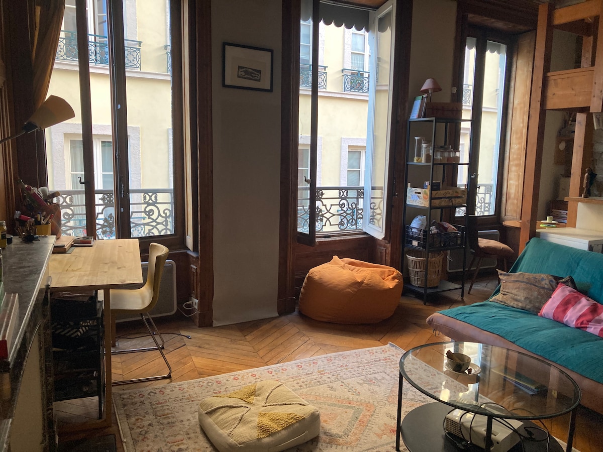 Charming studio on the slopes of Croix Rousse - Airbnb