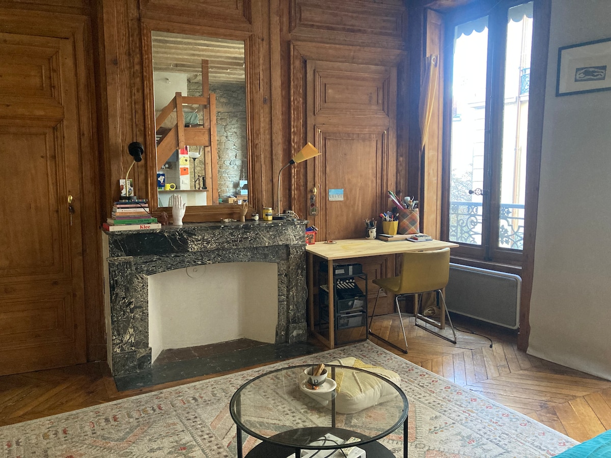 Encantador estudio en las laderas de la Croix Rousse - Airbnb