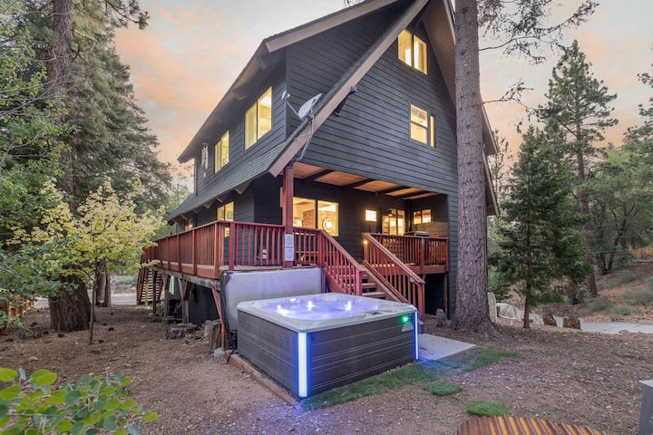 A-frame Point At Moonridge W/ Game Room & Sauna - Big Bear, CA