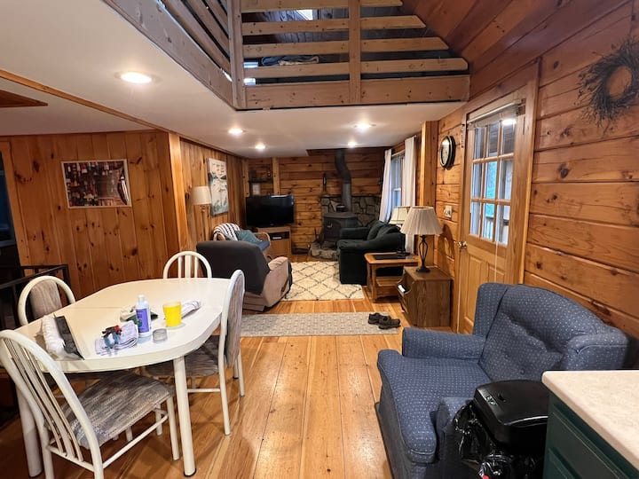 Modern Cozy Cabin On Quiet Lake - Limerick, ME