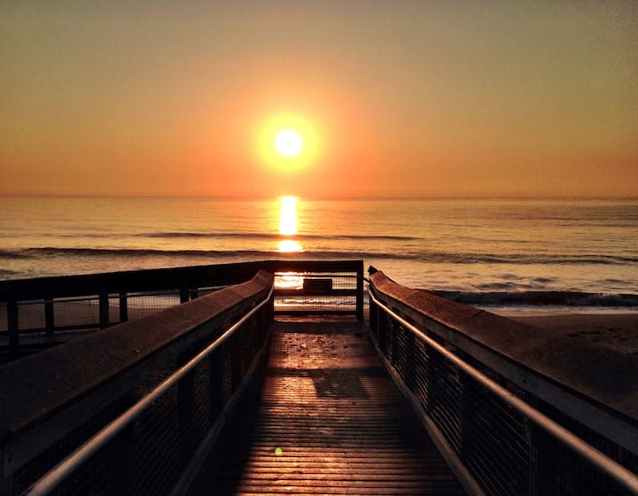 Seaglass Villa I, Pet Friendly, Walk To The Ocean! - Flagler Beach, FL