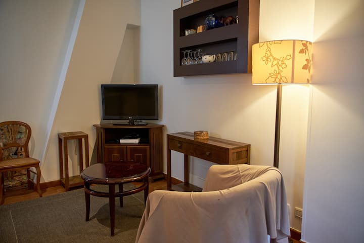 Charming Montparnasse Retreat On Rue Daguerre - París