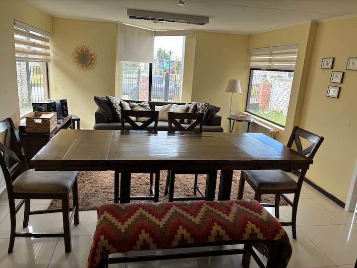 Excelente Casa Para Grupo Grande - Punta Arenas