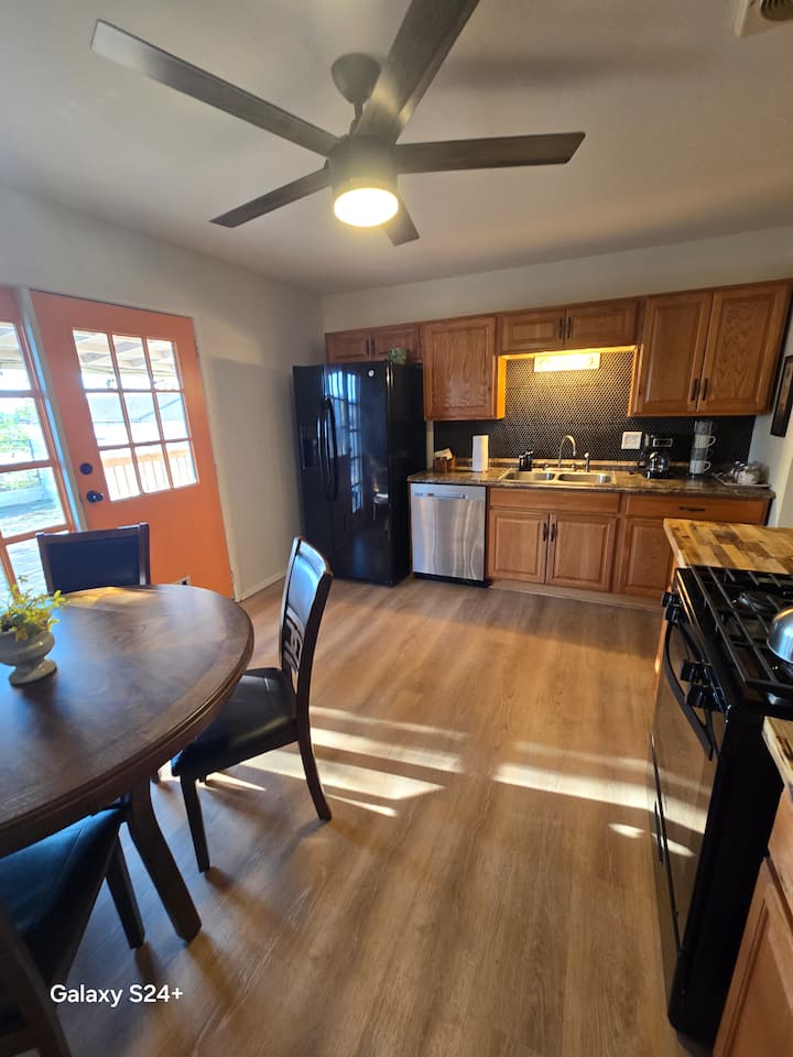 Quiet And Centrally Located Home - Silver City, NM