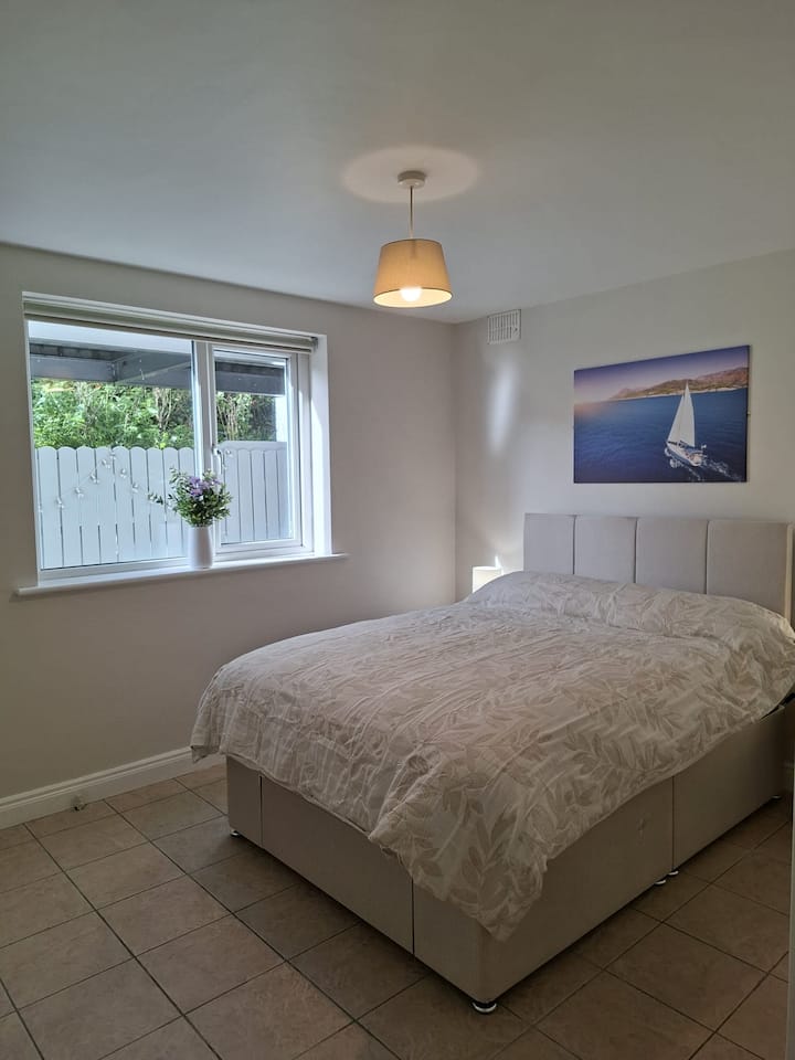 One Bedroom Apartment With Marina Views In Kilrush - Kilrush