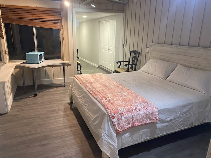 Winter Park Clean Place (Private Area) - Altamonte Springs, FL