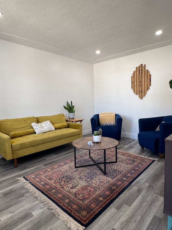 Eclectic Old East 3bd In Entertainment District - Dorchester, Canada