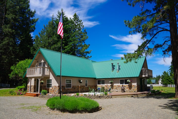 Dungarvan Farms Guesthouse - Easton, WA