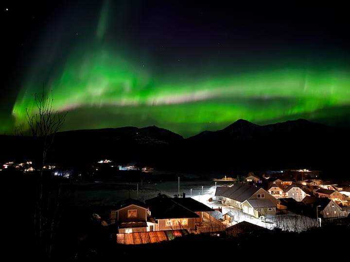 Anothai Guesthouse In Lofoten - Norway