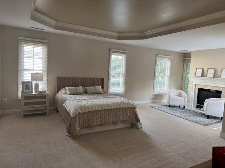 Master Suite Serenity - Woodbridge, VA