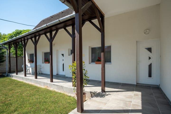 Avanti Apartman /Avanti Garden/ - Balatonboglár