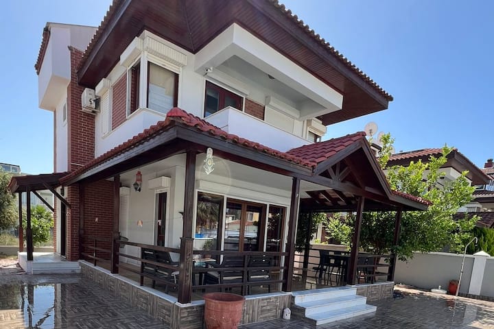 Beautiful 3 Bedroom Villa With Private Pool - Belek