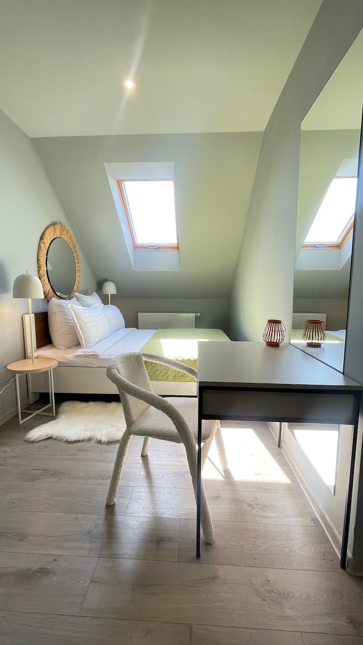 Світлий номер для 3 осіб - Chernovtsi