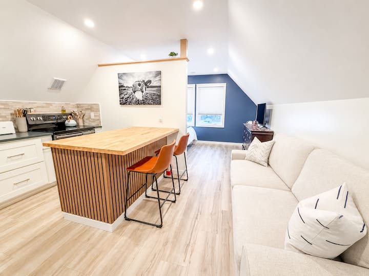 Laplatte River Loft — Unwind, Explore, Repeat - Shelburne, VT