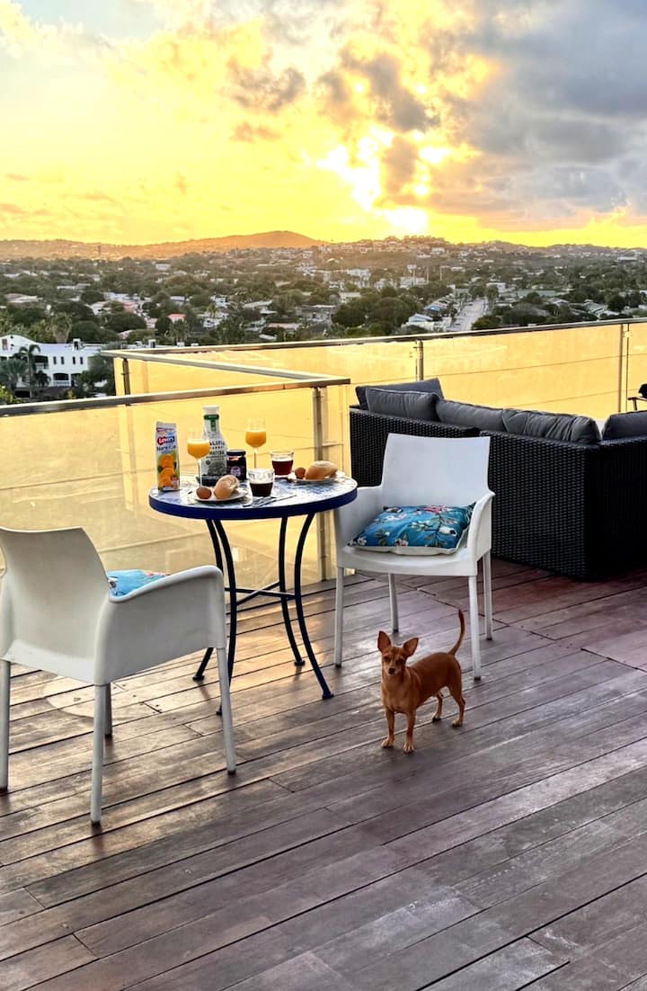 Dushi Casa Walking To Mambo Beach | Sunset View - Curaçao