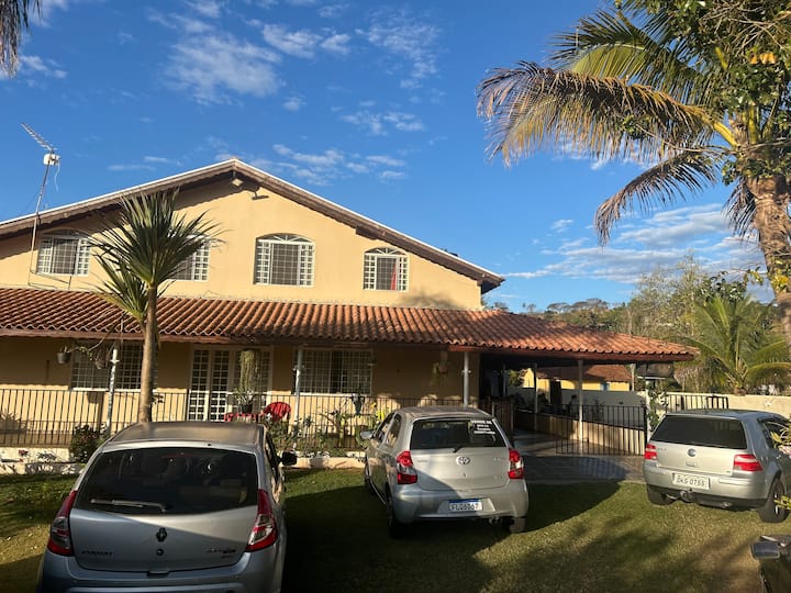 Linda Chácara Com Piscina - Pindamonhangaba
