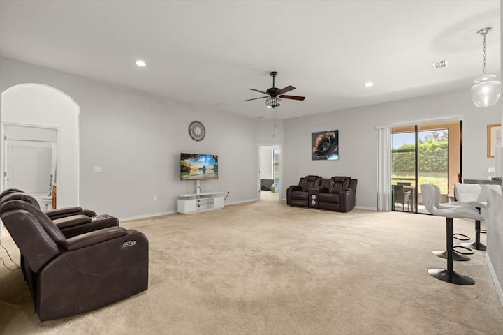 Spacious 3br Home W/game Room And Central - Lake Wales, FL