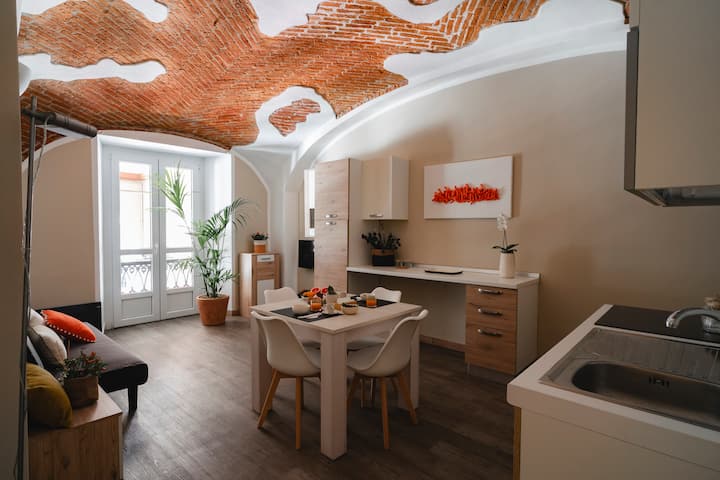 Cozy & Convenient Haven In The Heart Of The City! - Turijn