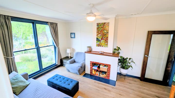 Pet And Family Friendly 3 Bed Home | Creek Views - Wangaratta