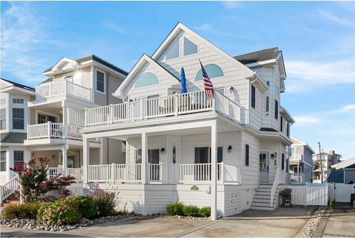 Bay View 5 Bedroom, 4.5 Bathroom House In Avalon - Stone Harbor, NJ
