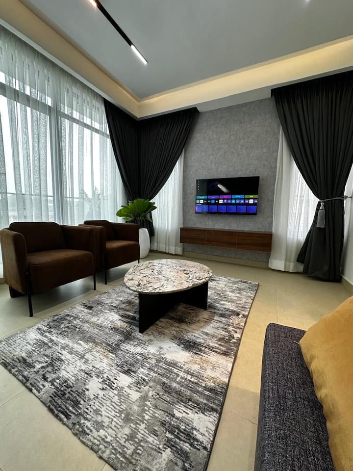 2 Bedroom Serene And Stylish Lagos Getaway - Nigeria