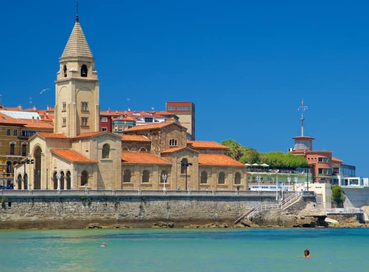 Alojamiento Playa De Gijón. - Gijón