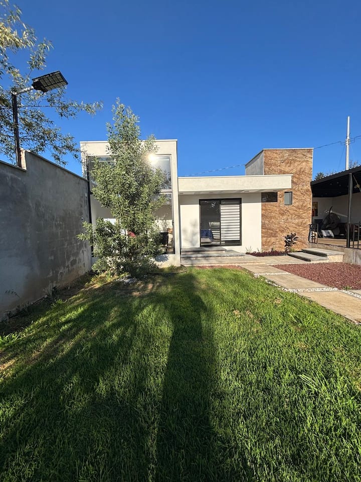 Casa Roma 
Hospédate En La Sierra De Puebla - Zaragoza (Mexico)