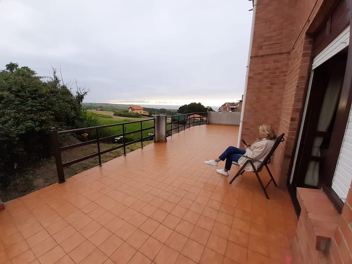 Con Vistas Al Mar, Aparcamiento Gratis - Torrelavega