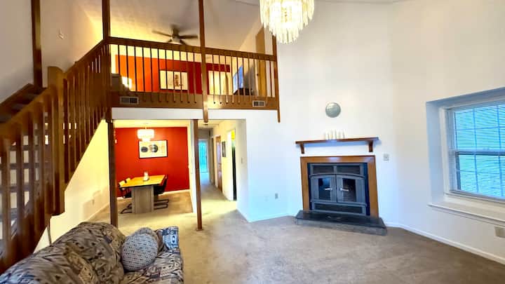 Spacious Townhouse - 11 Mins To Buckroe Beach - Hampton