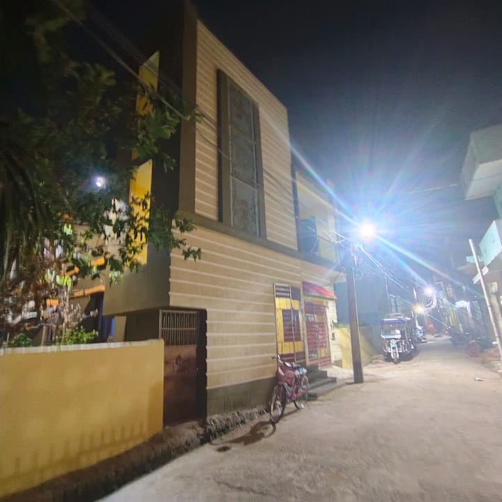 Puri Home Stay For
8 - 푸리