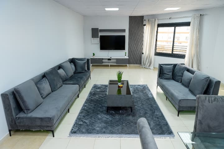 Chambre Spacieuse & Lumineuse - Dakar