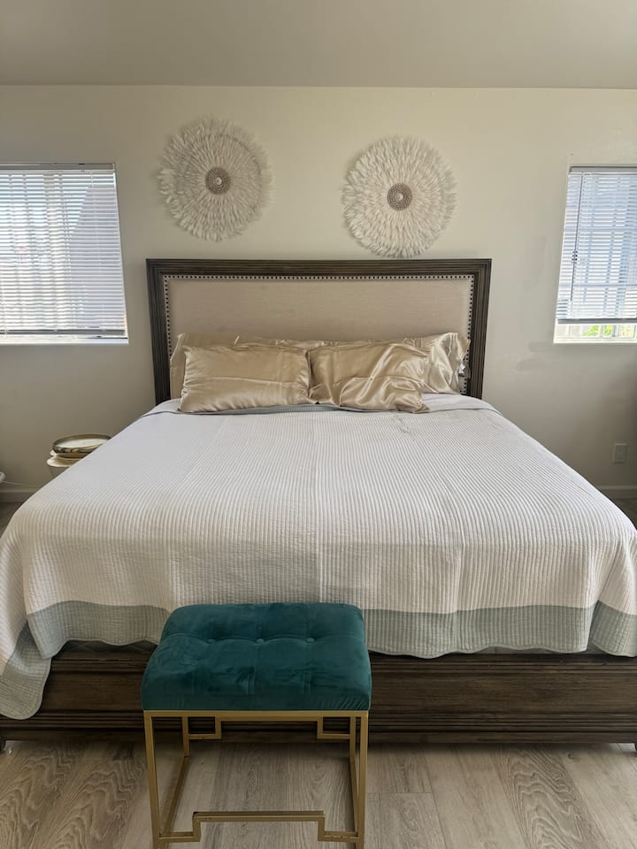 A Cozy Home In The Beach Area - Redondo Beach, CA