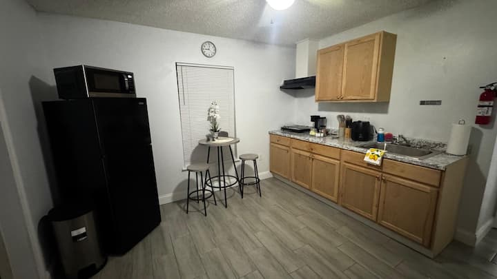Cozy Apartment Near Weeki Wachee Springs - Spring Hill, FL