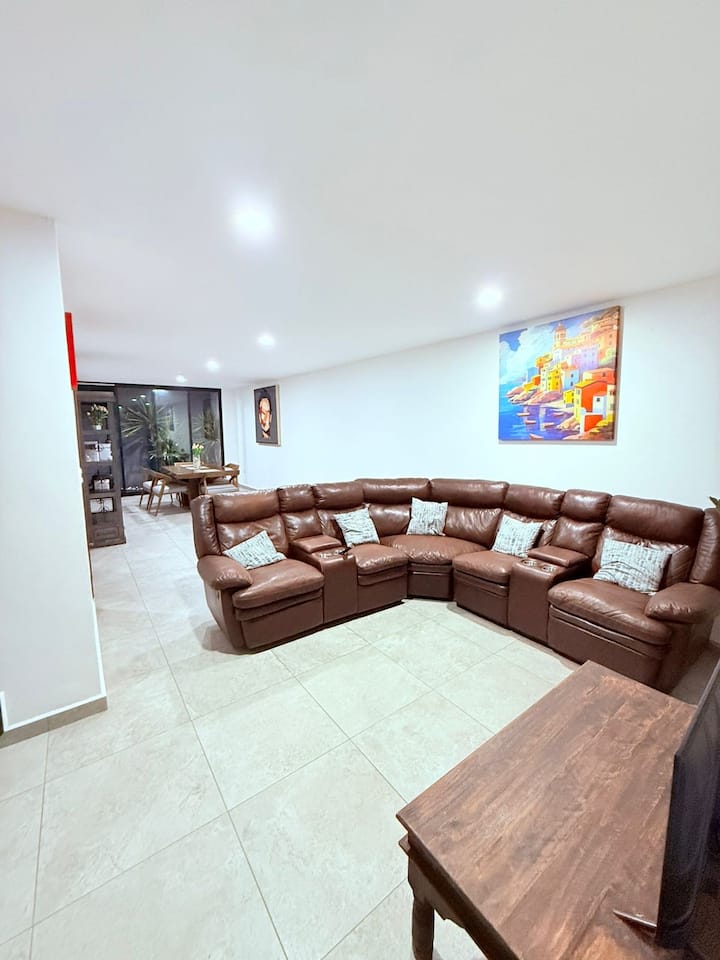 Casa Amplia De Lujo En Fraccionamiento De Lujo - プエブラ