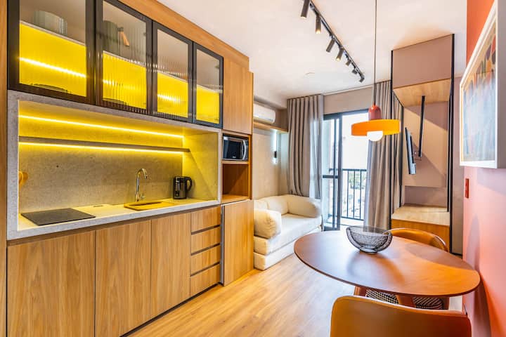 Curitiba Central | Apto Charmoso Perto De Tudo - Curitiba