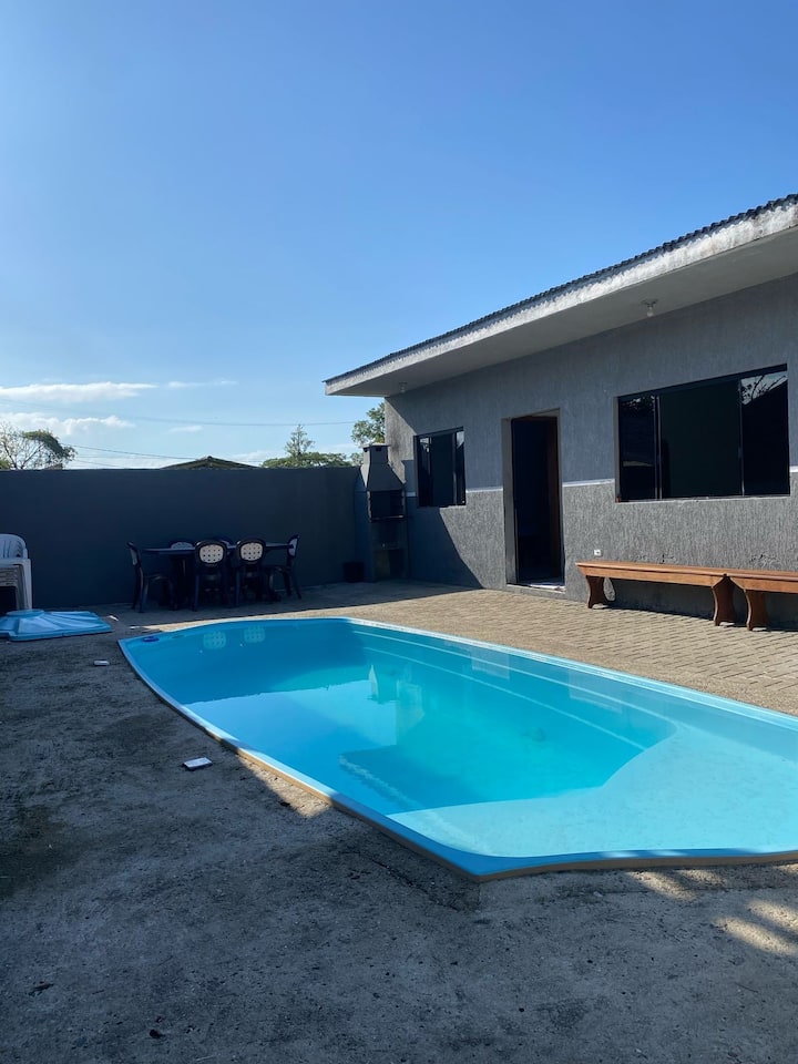 Casa Com Piscina - Guaratuba