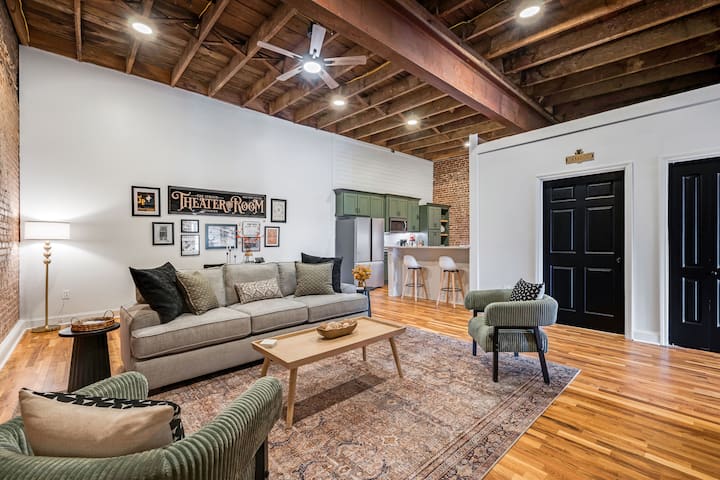 *Downtown* Historic Strand Theater Loft - Somerville, AL