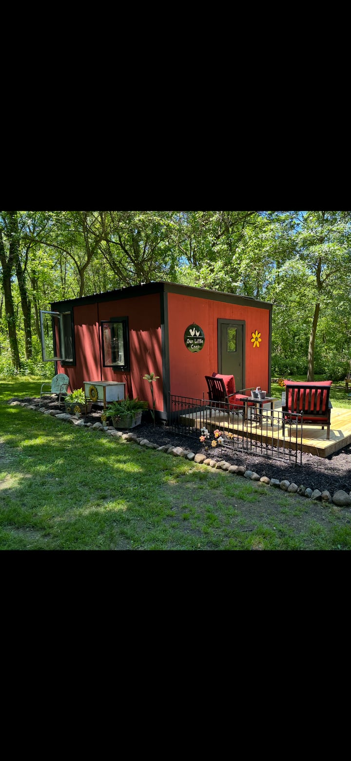 Couples Retreat At The Coop - Lake Maxinkuckee, IN